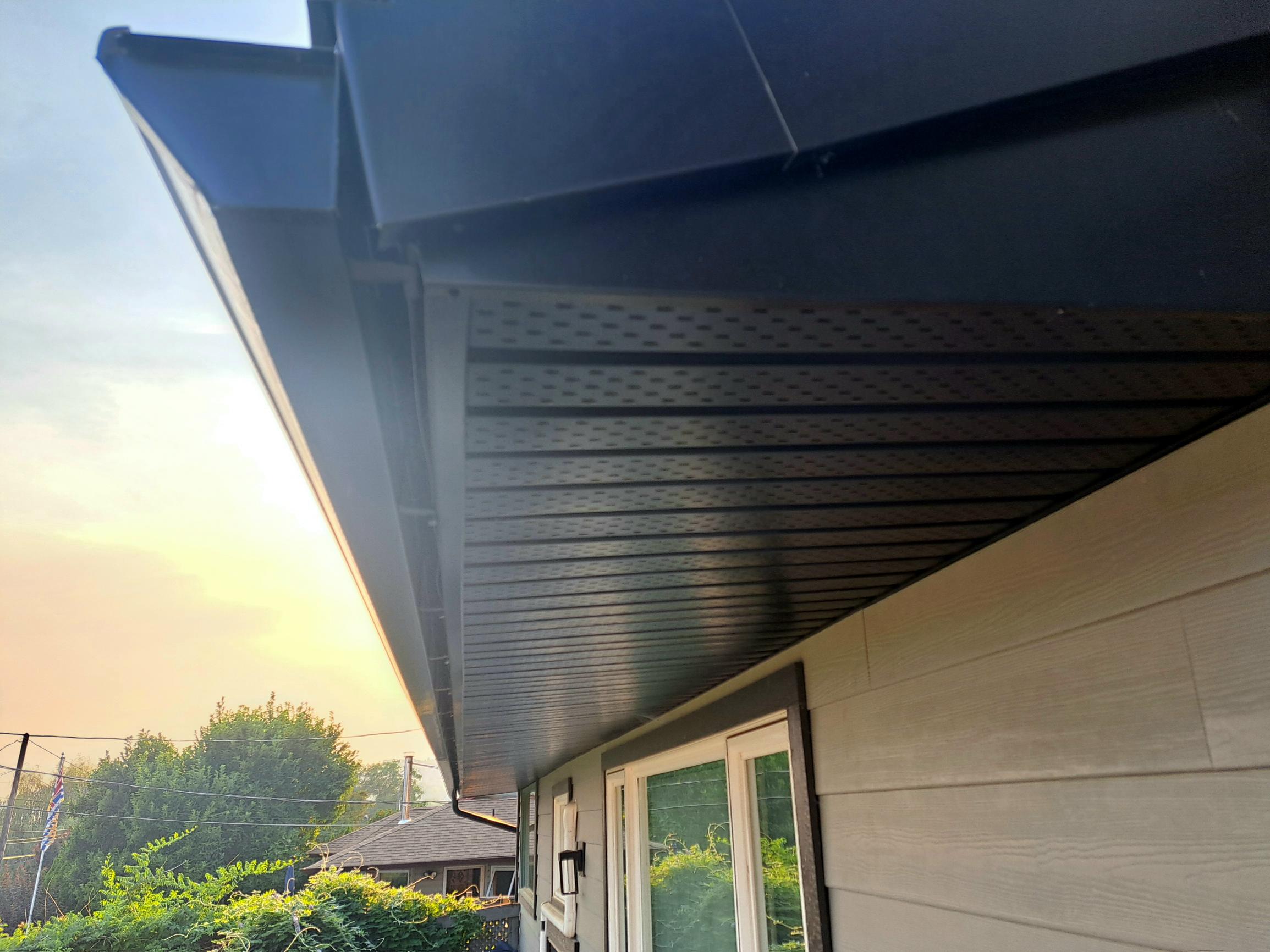 K&M Eavestroughs – Seamlessly Superior Exteriors